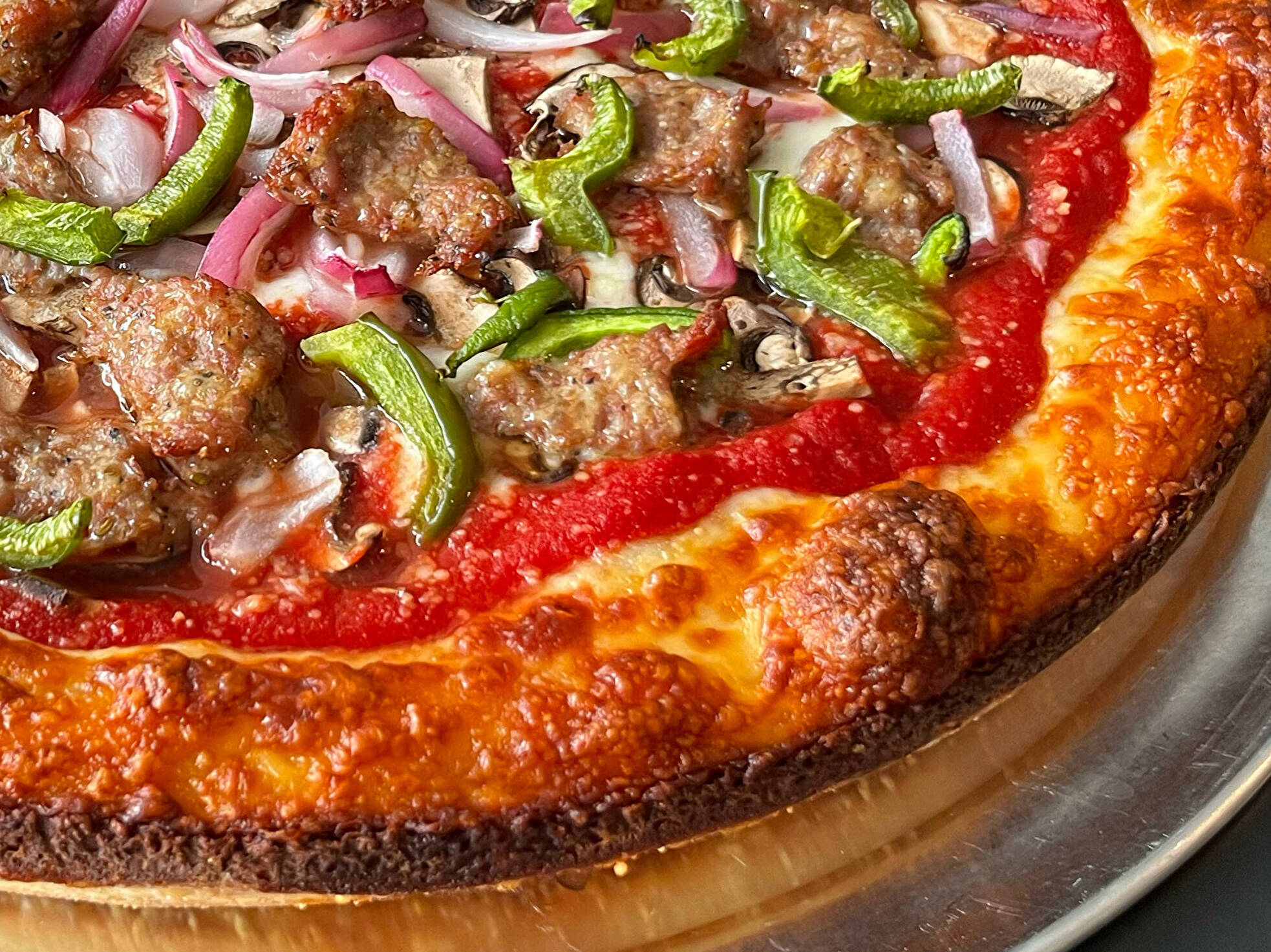 George's Deep Dish Chicago's Best Deep Dish and Tavern Style Pizzas ...